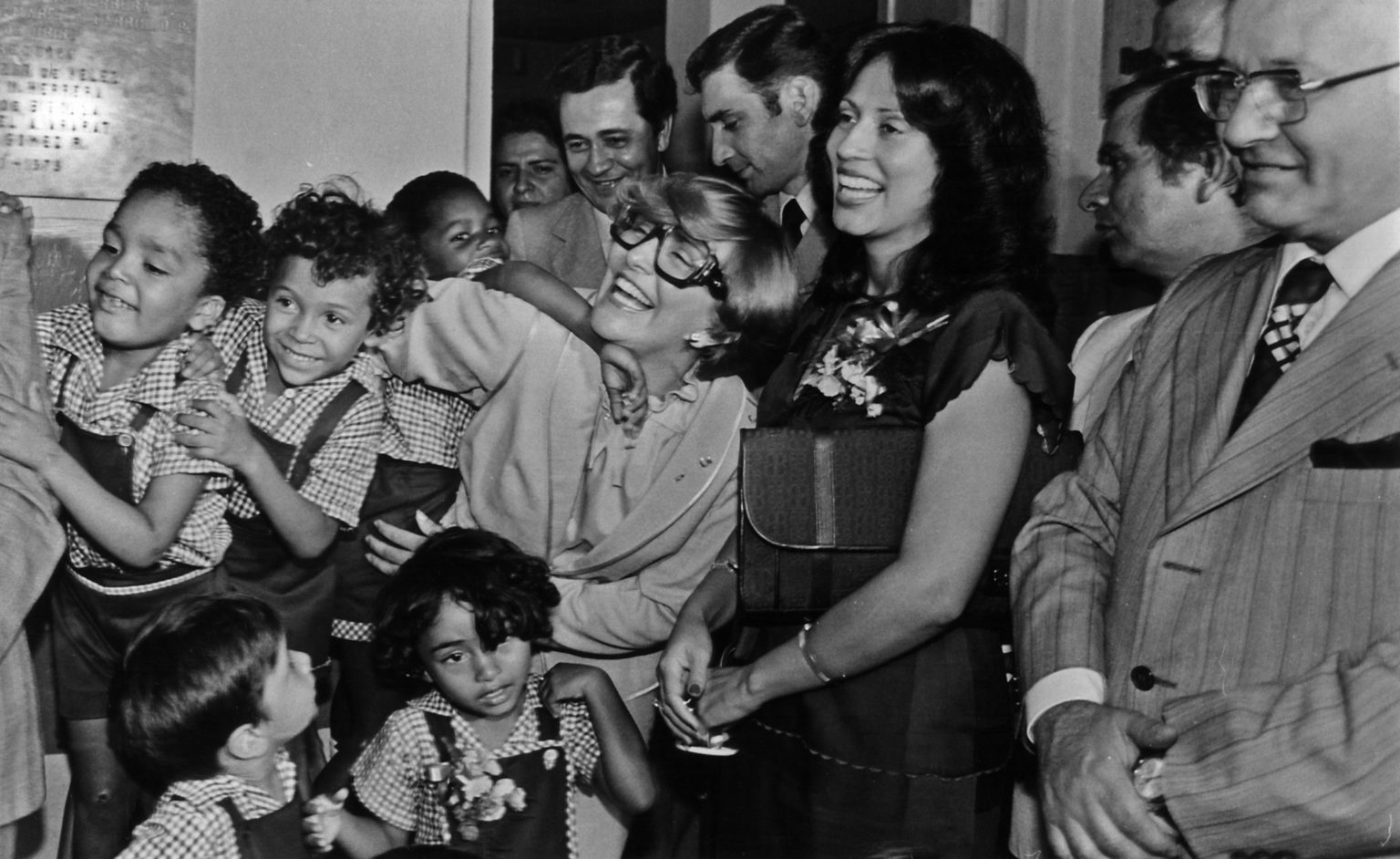 Nydia Quintero, Una Vida al Servicio - Solidaridad por Colombia